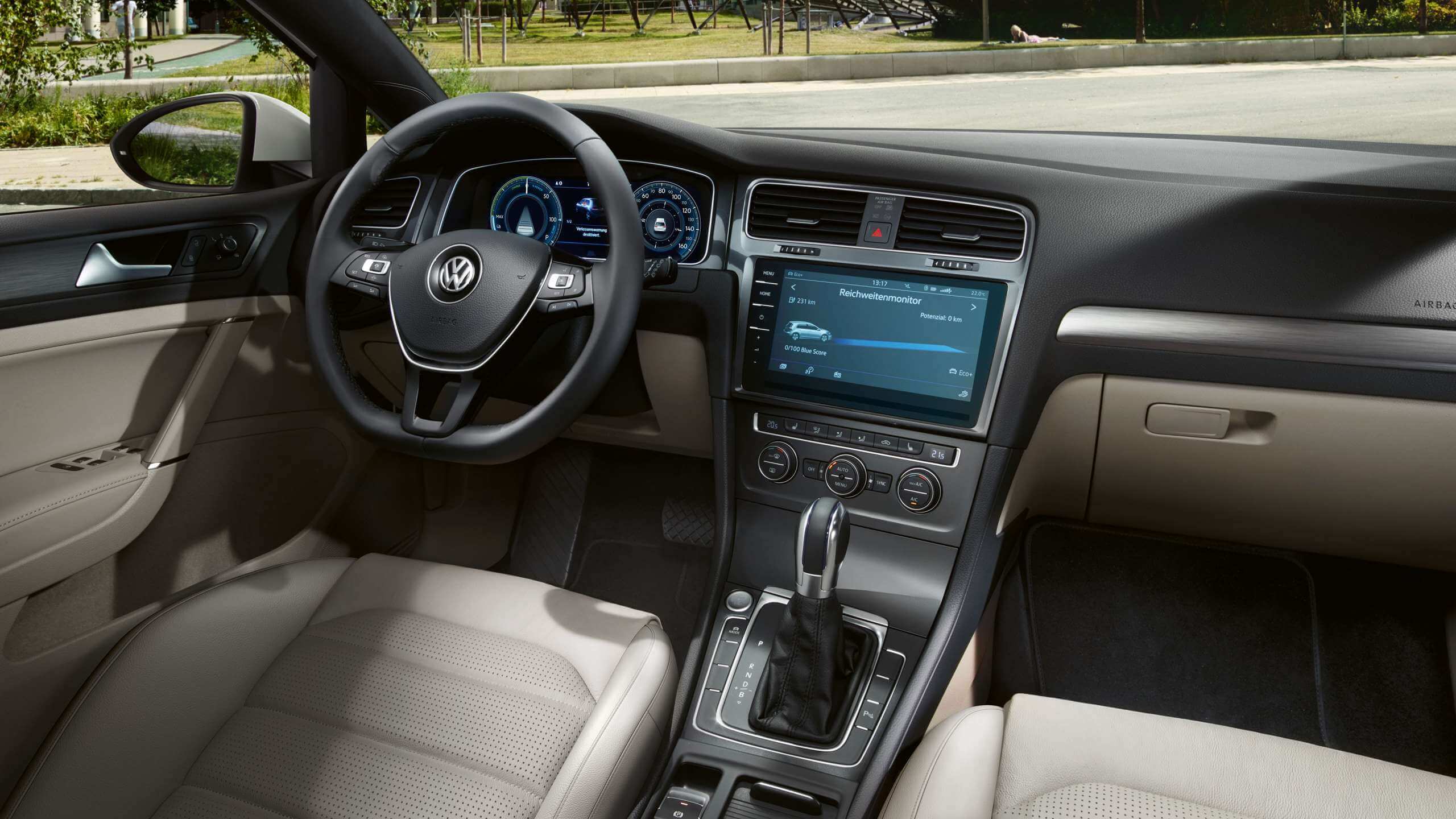 Volkswagen E-Golf - Valauto